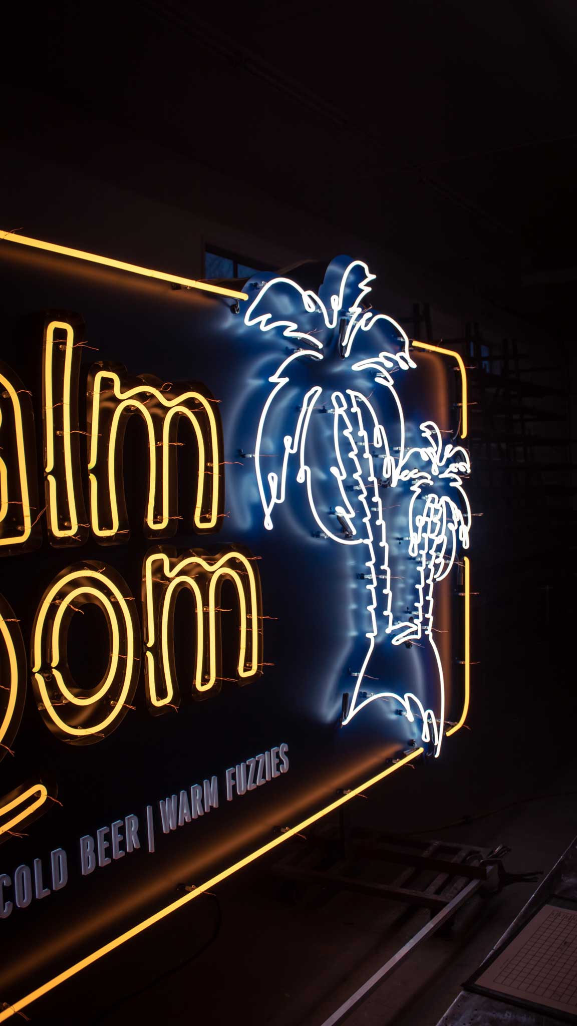 The Benefits of Neon Signage - Signs Plus