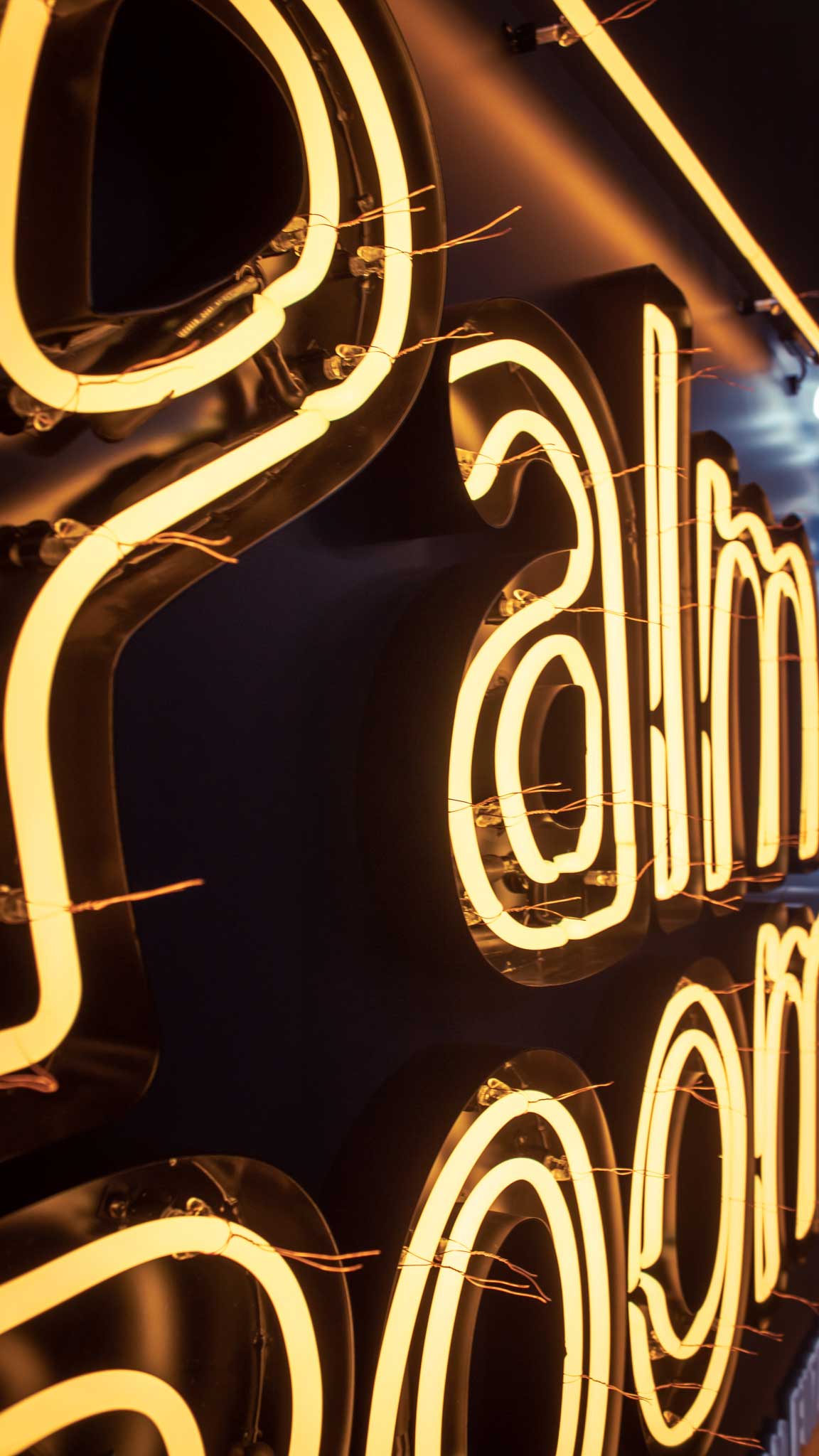 The Benefits of Neon Signage - Signs Plus