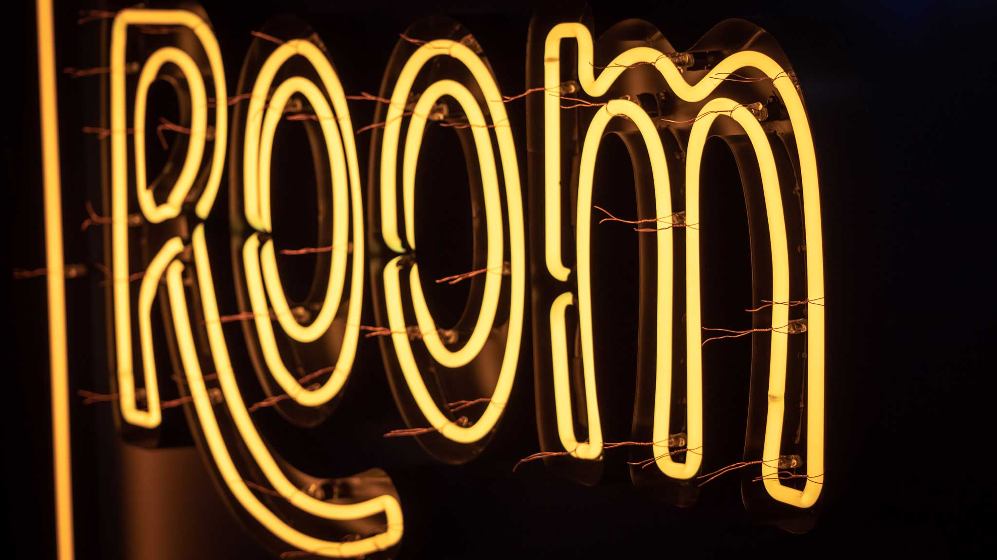 The Benefits of Neon Signage - Signs Plus